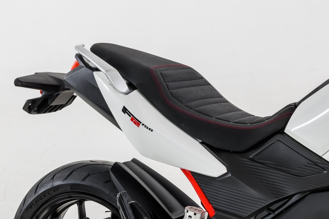 JD 750 by JAWA Retro / Racing / Touring